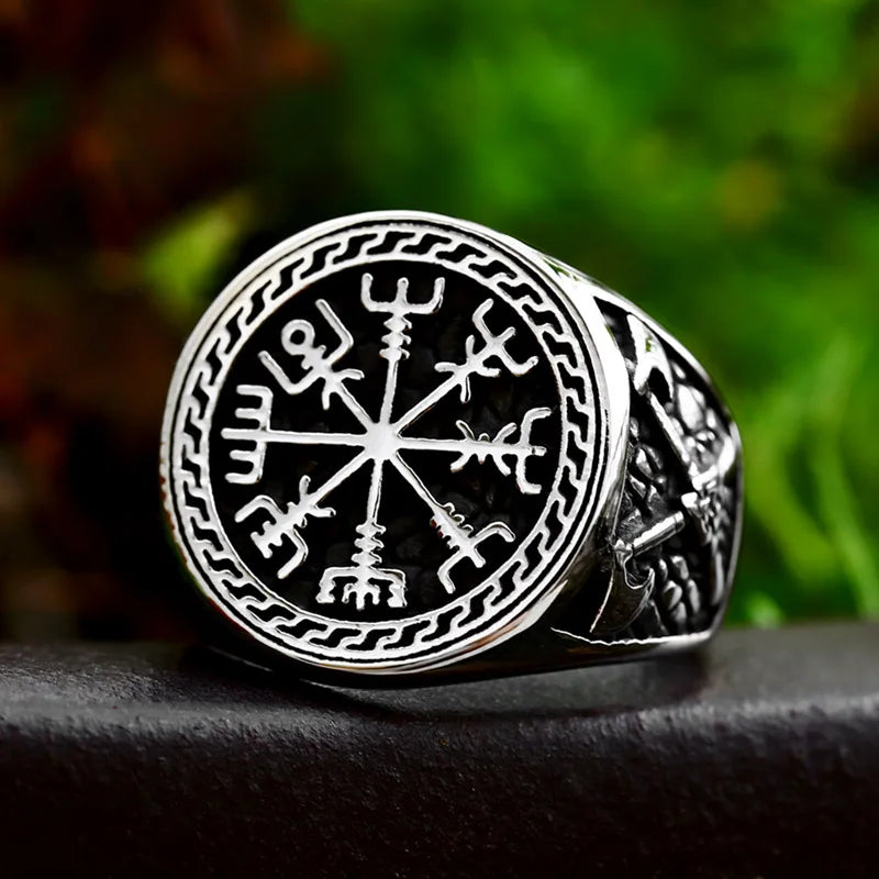 Icelandic Stave Vegvísir Warrior Ring | Norse Pagan Jewelry