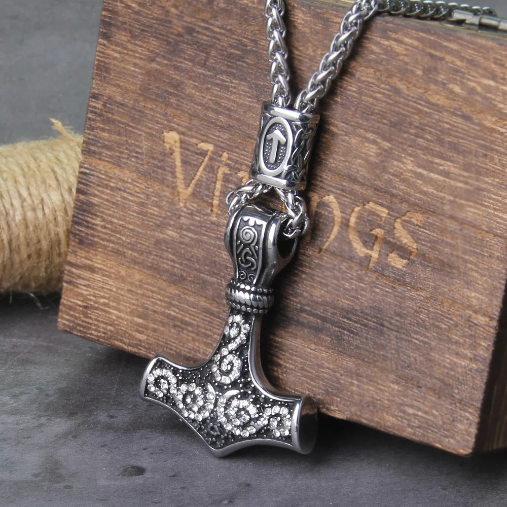 Othala & Tiwaz Mjölnir - Mammen Art Etched Thor's Hammer Viking Amulet