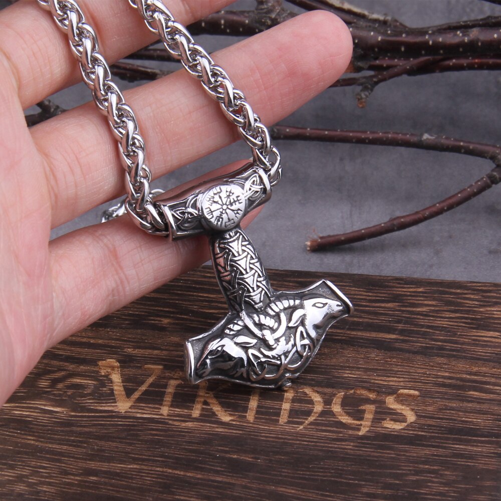 Vegvísir Goat Engraved Mjölnir - Viking Amulet | Scandinavian Jewelry